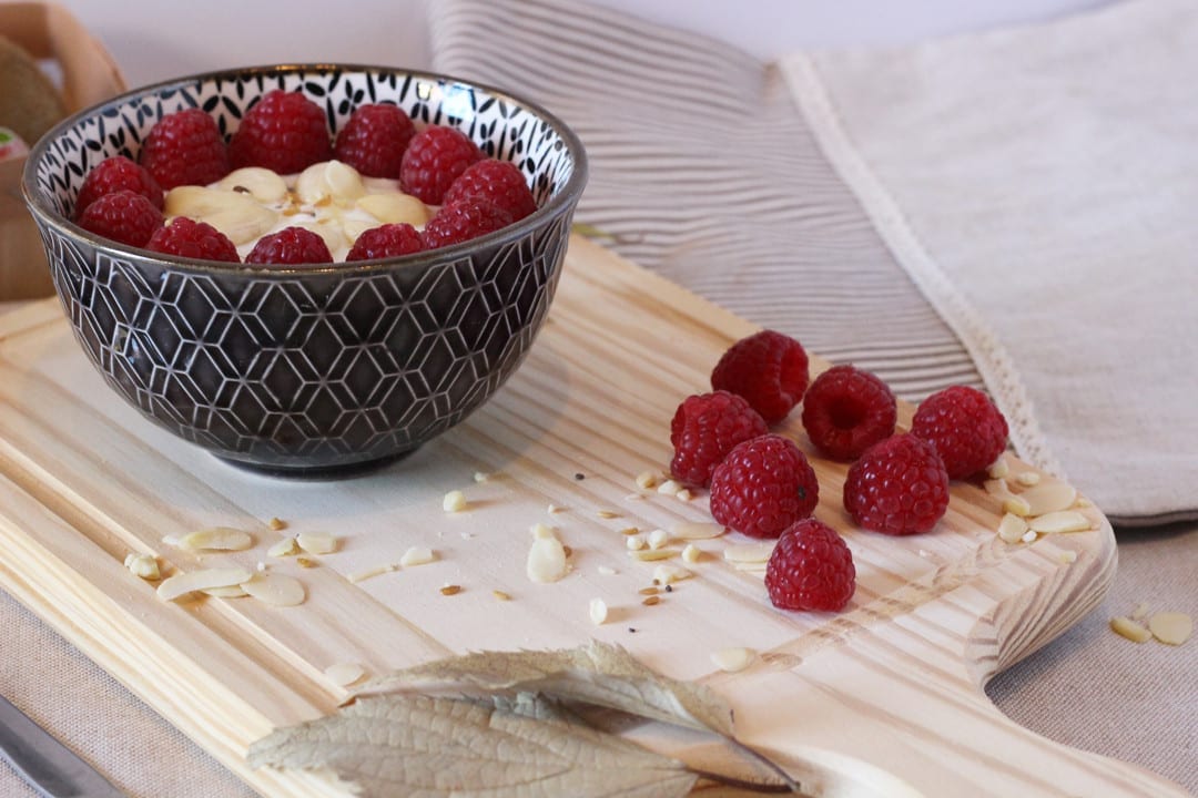 Merienda saludable con kiwi y almendras | IN FRONT ROW STYLE